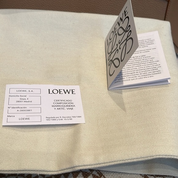 Loewe | Bags | Loewe Puzzle Medium Toffee Gold Hardware | Poshmark